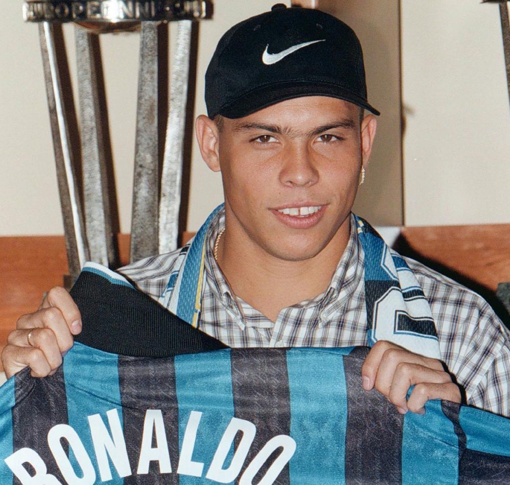 Il 27 Luglio del 1997 Ronaldo "Il Fenomeno" giocava la sua prima ...
