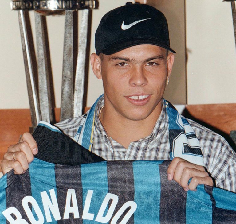 Il 27 Luglio del 1997 Ronaldo "Il Fenomeno" giocava la sua prima ...
